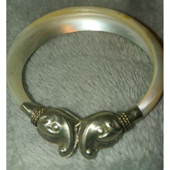 no brand | Jewelry | Rare Carved Mother Of Pearl Shell Lucky Kissing Elephants Bangle Bracelet ...